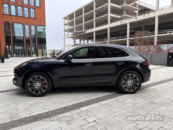 Black Porsche Macan 2014 in Tallinn, with an engine capacity of 3.60 L and mileage of 197 thousand km for 24990 €, photo 4 on AUTOMOTO.COM.LV