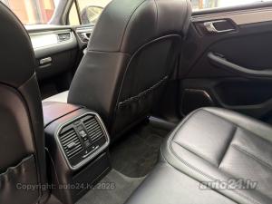 Melns Porsche Macan 2014 Tallina, ar dzinēja tilpumu 3.60 L un nobraukumu 197 tūkst. km par 24990 €, foto 14 vietnē AUTOMOTO.COM.LV