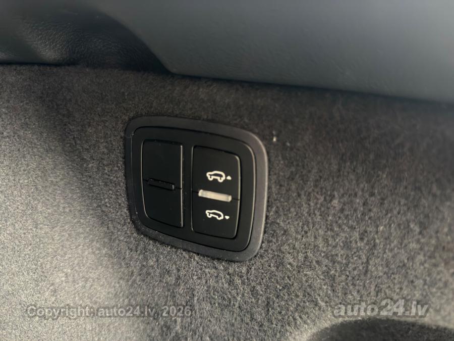 Melns Porsche Macan 2014 Tallina, ar dzinēja tilpumu 3.60 L un nobraukumu 197 tūkst. km par 24990 €, foto 29 vietnē AUTOMOTO.COM.LV