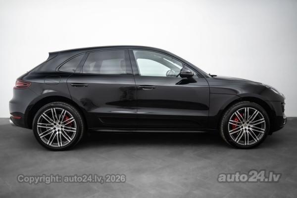 Melns Porsche Macan 2016 Tallina, ar dzinēja tilpumu 3.60 L un nobraukumu 225 tūkst. km par 26999 €, foto 4 vietnē AUTOMOTO.COM.LV