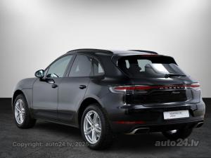 Black Porsche Macan 2019 in Tallinn, with an engine capacity of 2.00 L and mileage of 94 thousand km for 45000 €, photo 4 on AUTOMOTO.COM.LV