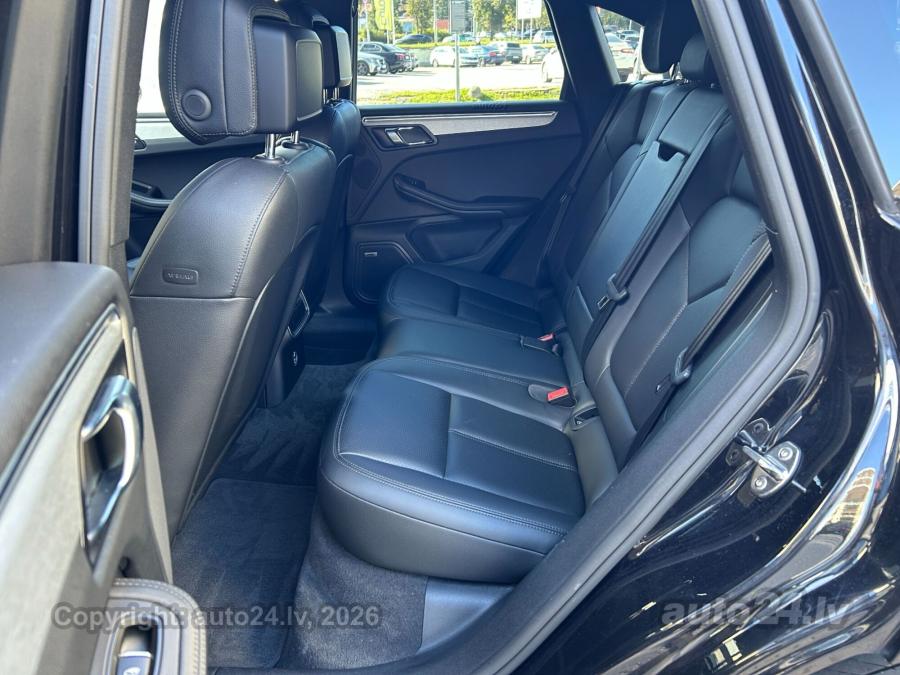 Melns Porsche Macan 2019 Tallina, ar dzinēja tilpumu 3.00 L un nobraukumu 129 tūkst. km par 39900 €, foto 11 vietnē AUTOMOTO.COM.LV