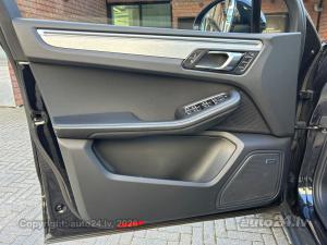 Melns Porsche Macan 2019 Tallina, ar dzinēja tilpumu 3.00 L un nobraukumu 129 tūkst. km par 39900 €, foto 21 vietnē AUTOMOTO.COM.LV