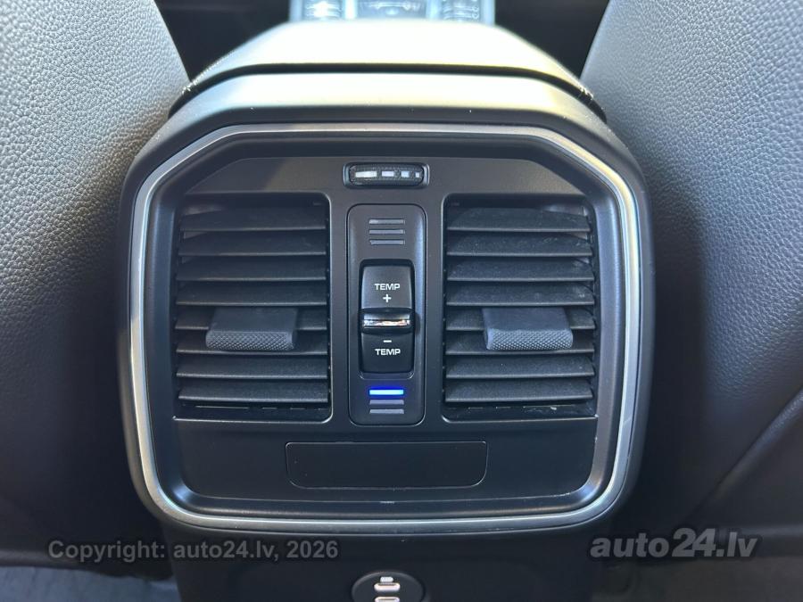 Melns Porsche Macan 2019 Tallina, ar dzinēja tilpumu 3.00 L un nobraukumu 129 tūkst. km par 39900 €, foto 22 vietnē AUTOMOTO.COM.LV