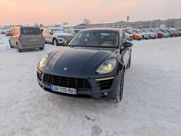 Zils Porsche Macan 2014 Tauragė, ar dzinēja tilpumu 2.97 L un nobraukumu 266 tūkst. km par 18800 €, foto 2 vietnē AUTOMOTO.COM.LV