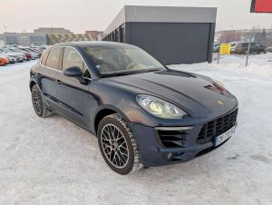 Blue Porsche Macan 2014 in Taurage, with an engine capacity of 2.97 L and mileage of 266 thousand km for 18800 €, photo 4 on AUTOMOTO.COM.LV