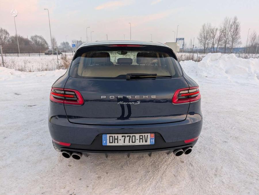 Zils Porsche Macan 2014 Tauragė, ar dzinēja tilpumu 2.97 L un nobraukumu 266 tūkst. km par 18800 €, foto 8 vietnē AUTOMOTO.COM.LV