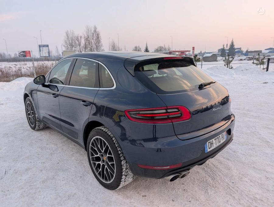 Zils Porsche Macan 2014 Tauragė, ar dzinēja tilpumu 2.97 L un nobraukumu 266 tūkst. km par 18800 €, foto 9 vietnē AUTOMOTO.COM.LV