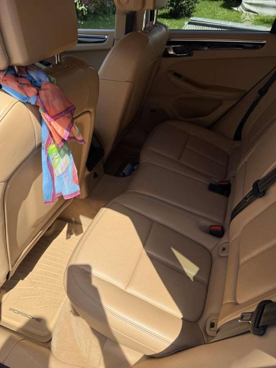 Zils Porsche Macan 2015 Kauņa, ar dzinēja tilpumu 3.00 L un nobraukumu 203 tūkst. km par 19200 €, foto 9 vietnē AUTOMOTO.COM.LV
