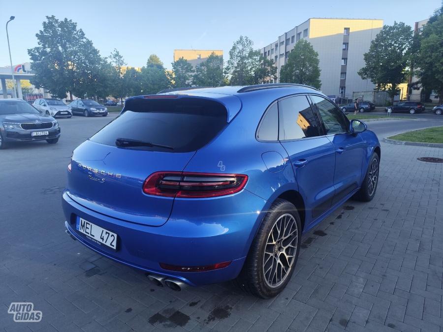 Blue Porsche Macan 2015 in Telschi, with an engine capacity of 3.00 L and mileage of 210 thousand km for 23200 €, photo 5 on AUTOMOTO.COM.LV