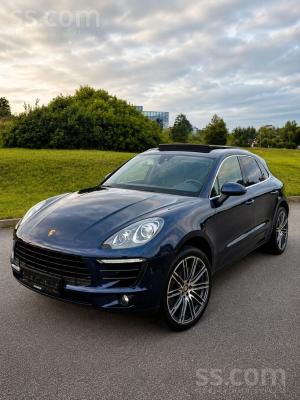 Blue Porsche Macan 2015 in Vilnius, with an engine capacity of 3.00 L and mileage of 237 thousand km for 19500 €, photo  on AUTOMOTO.COM.LV