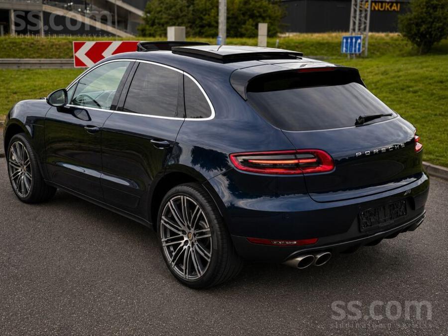 Blue Porsche Macan 2015 in Vilnius, with an engine capacity of 3.00 L and mileage of 237 thousand km for 19500 €, photo 4 on AUTOMOTO.COM.LV