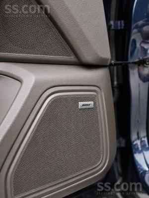 Blue Porsche Macan 2015 in Vilnius, with an engine capacity of 3.00 L and mileage of 237 thousand km for 19500 €, photo 15 on AUTOMOTO.COM.LV