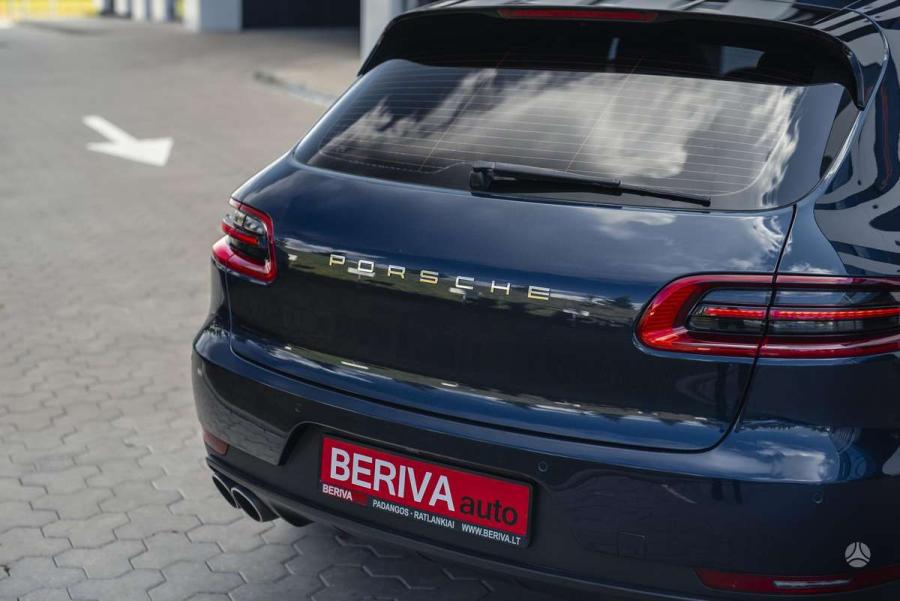 Zils Porsche Macan 2015 Viļņa, ar dzinēja tilpumu 2.97 L un nobraukumu 333 tūkst. km par 18900 €, foto 11 vietnē AUTOMOTO.COM.LV