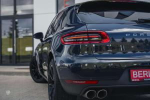 Zils Porsche Macan 2015 Viļņa, ar dzinēja tilpumu 2.97 L un nobraukumu 333 tūkst. km par 18900 €, foto 14 vietnē AUTOMOTO.COM.LV