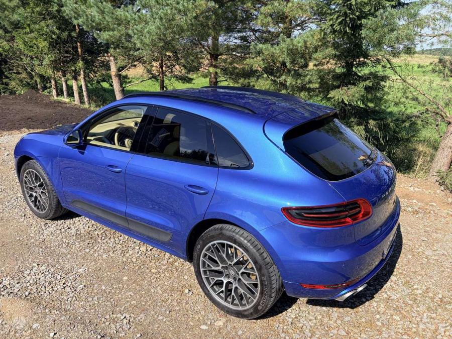 Blue Porsche Macan 2015 in Telschi, with an engine capacity of 3.00 L and mileage of 212 thousand km for 19450 €, photo 9 on AUTOMOTO.COM.LV