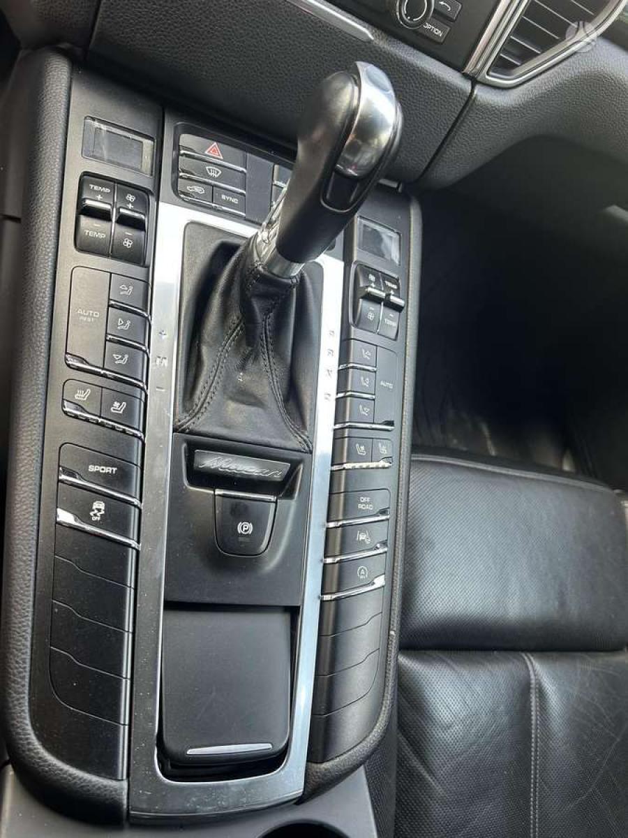 Zils Porsche Macan 2015 Kauņa, ar dzinēja tilpumu 3.00 L un nobraukumu 197 tūkst. km par 12400 €, foto 10 vietnē AUTOMOTO.COM.LV