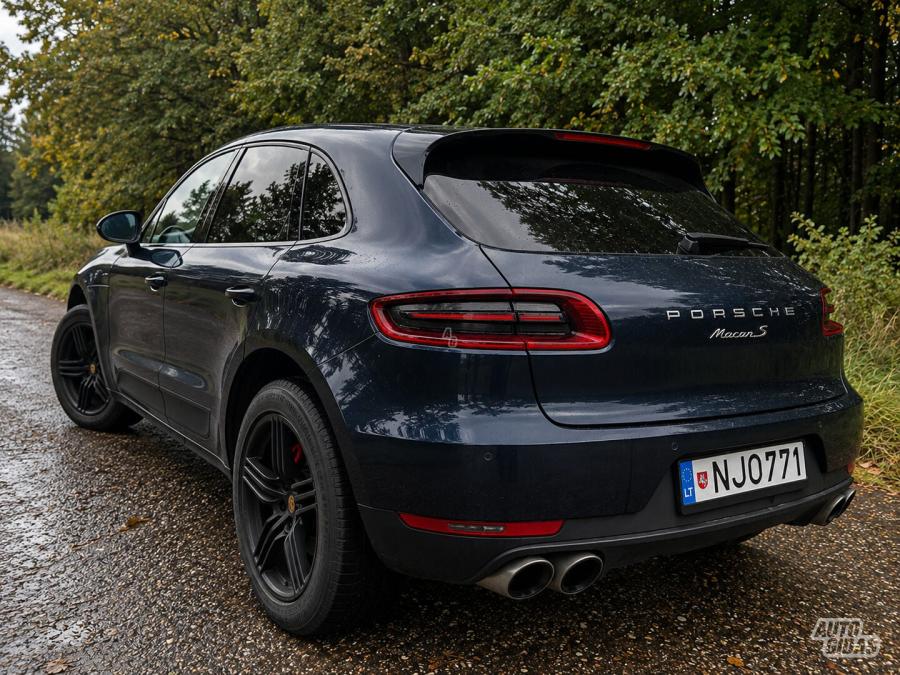 Zils Porsche Macan 2015 Viļņa, ar dzinēja tilpumu 3.00 L un nobraukumu 142 tūkst. km par 16200 €, foto 5 vietnē AUTOMOTO.COM.LV