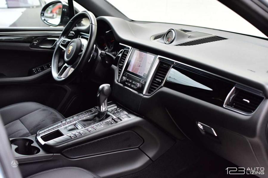 Zils Porsche Macan 2016 Kretinga, ar dzinēja tilpumu 2.00 L un nobraukumu 39 tūkst. km par 31800 €, foto 3 vietnē AUTOMOTO.COM.LV
