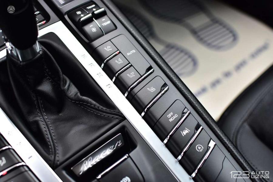 Zils Porsche Macan 2016 Kretinga, ar dzinēja tilpumu 2.00 L un nobraukumu 39 tūkst. km par 31800 €, foto 17 vietnē AUTOMOTO.COM.LV