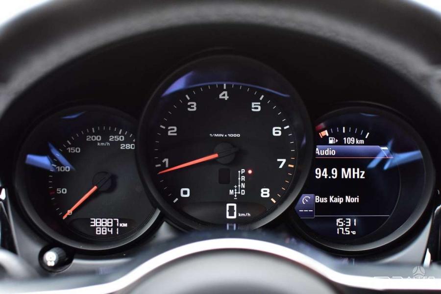 Zils Porsche Macan 2016 Kretinga, ar dzinēja tilpumu 2.00 L un nobraukumu 39 tūkst. km par 31800 €, foto 23 vietnē AUTOMOTO.COM.LV