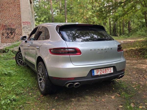 Porsche Macan 2016 Viļņa vietnē Zils Porsche Macan 2016 Viļņa, ar dzinēja tilpumu 3.00 L un nobraukumu 141 tūkst. km par 22999 €, foto 7 vietnē AUTOMOTO.COM.LV