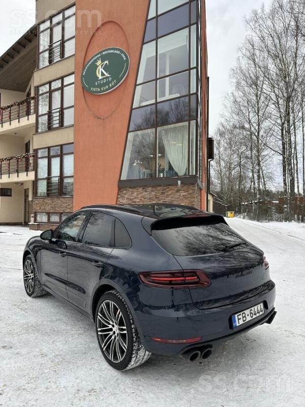Zils Porsche Macan 2017 Rīga, ar dzinēja tilpumu 3.00 L un nobraukumu 146 tūkst. km par 30500 €, foto 3 vietnē AUTOMOTO.COM.LV