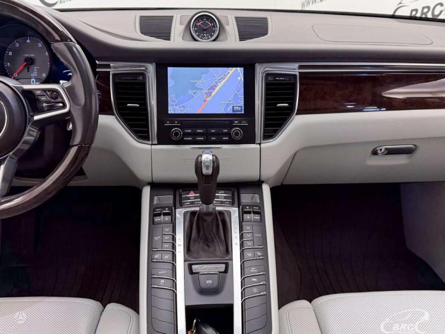 Zils Porsche Macan 2017 Viļņa, ar dzinēja tilpumu 3.00 L un nobraukumu 125 tūkst. km par 22900 €, foto 18 vietnē AUTOMOTO.COM.LV