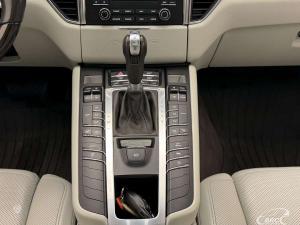 Zils Porsche Macan 2017 Viļņa, ar dzinēja tilpumu 3.00 L un nobraukumu 125 tūkst. km par 22900 €, foto 21 vietnē AUTOMOTO.COM.LV