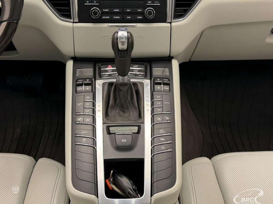 Zils Porsche Macan 2017 Viļņa, ar dzinēja tilpumu 3.00 L un nobraukumu 125 tūkst. km par 22900 €, foto 21 vietnē AUTOMOTO.COM.LV