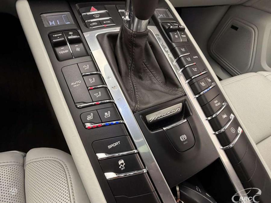 Zils Porsche Macan 2017 Viļņa, ar dzinēja tilpumu 3.00 L un nobraukumu 125 tūkst. km par 22900 €, foto 30 vietnē AUTOMOTO.COM.LV