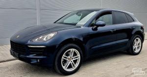 Blue Porsche Macan 2018 in Kretinga, with an engine capacity of 2.00 L and mileage of 98 thousand km for 24950 €, photo 5 on AUTOMOTO.COM.LV