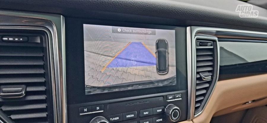 Blue Porsche Macan 2018 in Kretinga, with an engine capacity of 2.00 L and mileage of 98 thousand km for 24950 €, photo 36 on AUTOMOTO.COM.LV