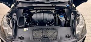 Blue Porsche Macan 2018 in Kretinga, with an engine capacity of 2.00 L and mileage of 98 thousand km for 24950 €, photo 37 on AUTOMOTO.COM.LV