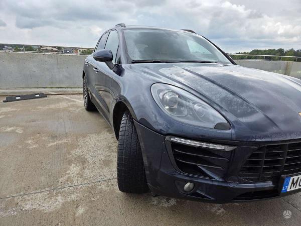 Zils Porsche Macan 2018 Viļņa, ar dzinēja tilpumu 3.00 L un nobraukumu 149 tūkst. km par 25555 €, foto 2 vietnē AUTOMOTO.COM.LV