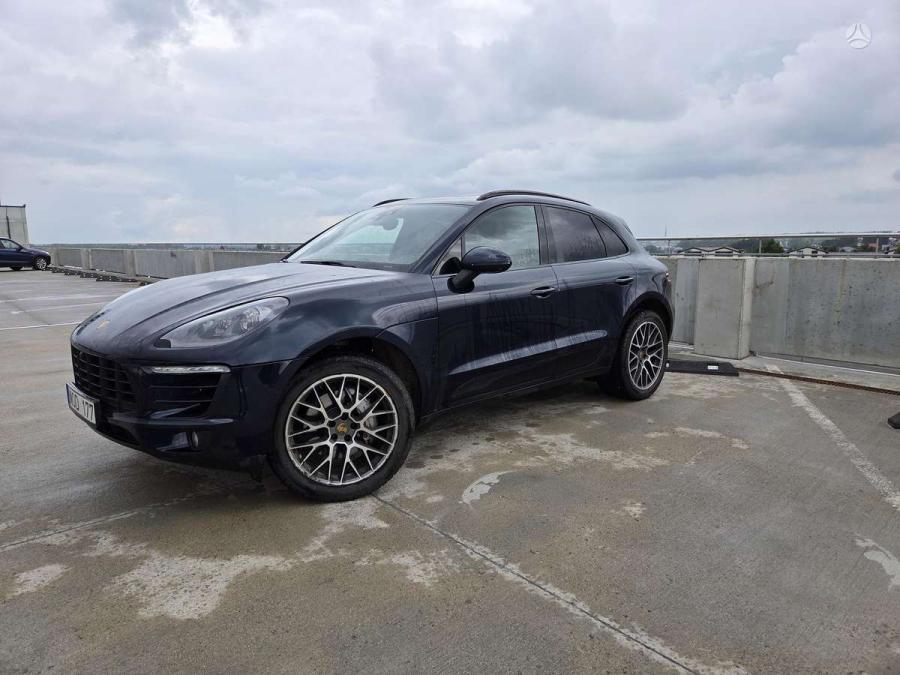 Zils Porsche Macan 2018 Viļņa, ar dzinēja tilpumu 3.00 L un nobraukumu 149 tūkst. km par 25555 €, foto 5 vietnē AUTOMOTO.COM.LV