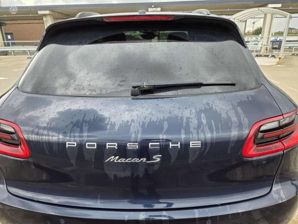 Zils Porsche Macan 2018 Viļņa, ar dzinēja tilpumu 3.00 L un nobraukumu 149 tūkst. km par 25555 €, foto 5 vietnē AUTOMOTO.COM.LV