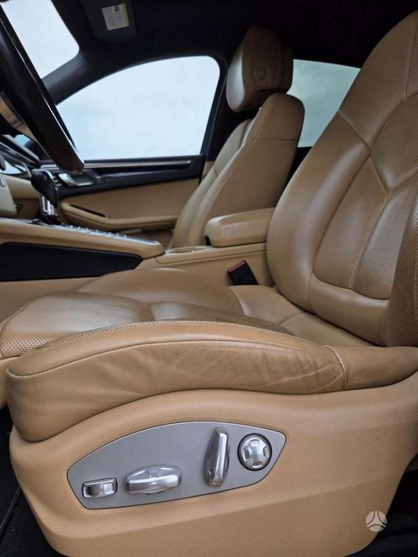 Zils Porsche Macan 2018 Viļņa, ar dzinēja tilpumu 3.00 L un nobraukumu 149 tūkst. km par 25555 €, foto 6 vietnē AUTOMOTO.COM.LV
