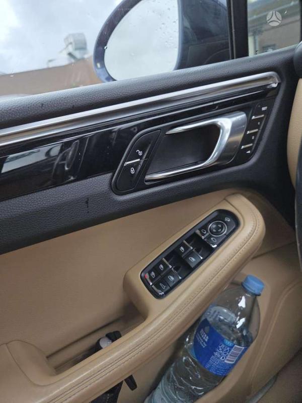 Zils Porsche Macan 2018 Viļņa, ar dzinēja tilpumu 3.00 L un nobraukumu 149 tūkst. km par 25555 €, foto 10 vietnē AUTOMOTO.COM.LV
