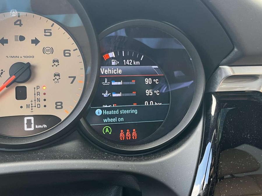 Zils Porsche Macan 2019 Viļņa, ar dzinēja tilpumu 3.00 L un nobraukumu 273 tūkst. km par 28399 €, foto 26 vietnē AUTOMOTO.COM.LV