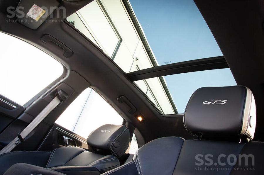 Zils Porsche Macan 2020 Rīga, ar dzinēja tilpumu 3.00 L un nobraukumu 89 tūkst. km par 54900 €, foto 8 vietnē AUTOMOTO.COM.LV