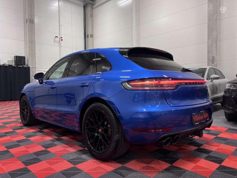 Blue Porsche Macan 2020 in Vilnius, with an engine capacity of 2.98 L and mileage of 81 thousand km for 49990 €, photo 6 on AUTOMOTO.COM.LV