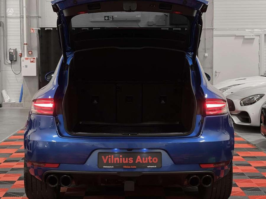 Blue Porsche Macan 2020 in Vilnius, with an engine capacity of 2.98 L and mileage of 81 thousand km for 49990 €, photo 36 on AUTOMOTO.COM.LV