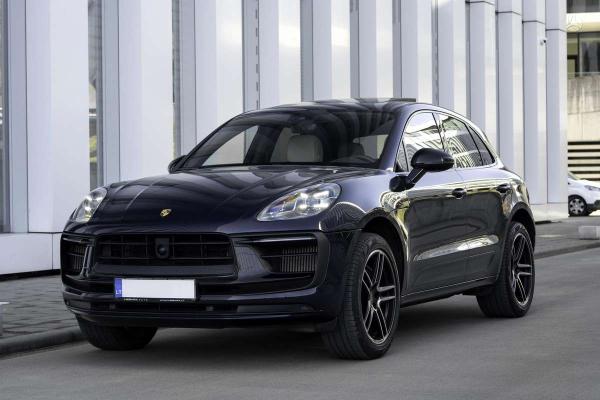 Blue Porsche Macan 2020 in Vilnius, with an engine capacity of 3.00 L and mileage of 44 thousand km for 38500 €, photo 1 on AUTOMOTO.COM.LV