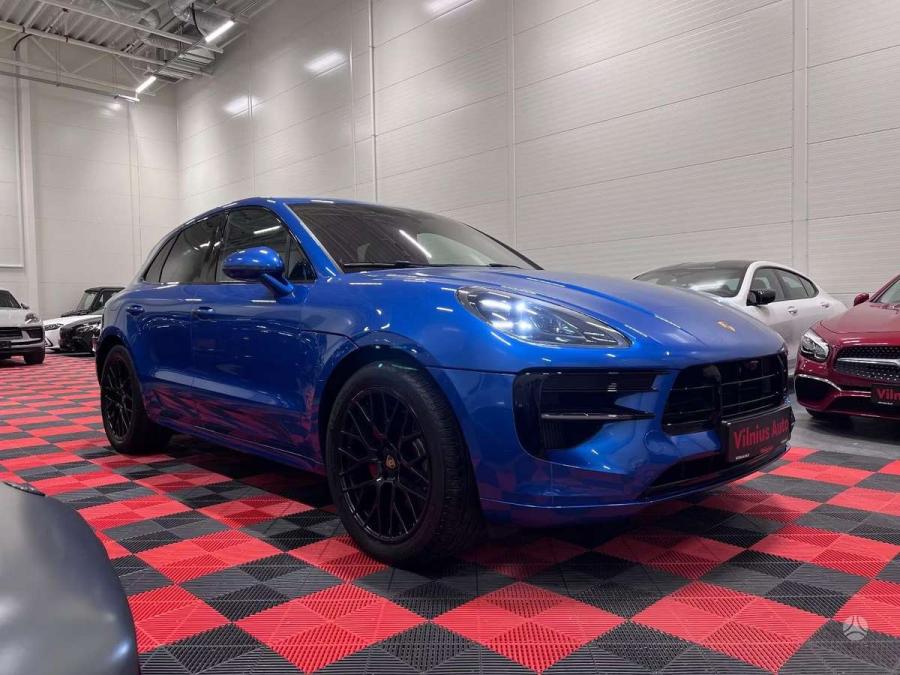 Blue Porsche Macan 2020 in Vilnius, with an engine capacity of 2.89 L and mileage of 81 thousand km for 40488 €, photo 4 on AUTOMOTO.COM.LV