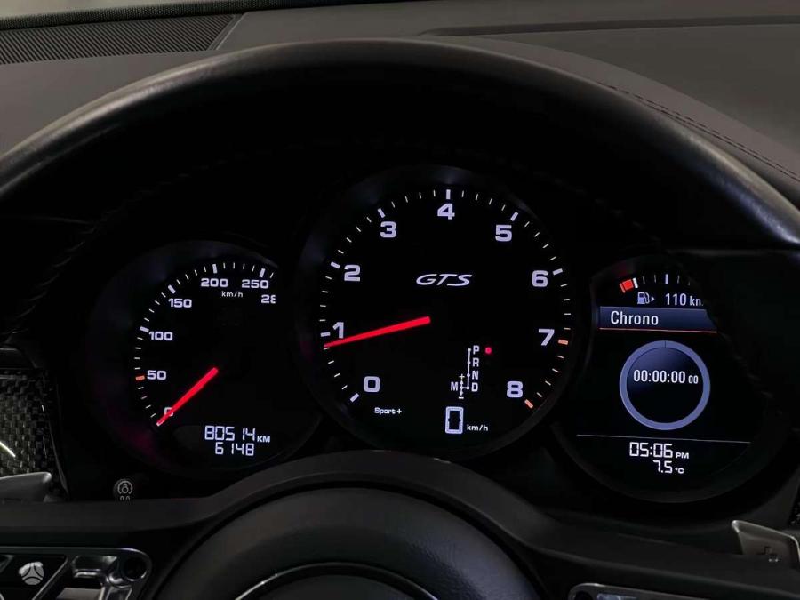 Blue Porsche Macan 2020 in Vilnius, with an engine capacity of 2.89 L and mileage of 81 thousand km for 40488 €, photo 25 on AUTOMOTO.COM.LV
