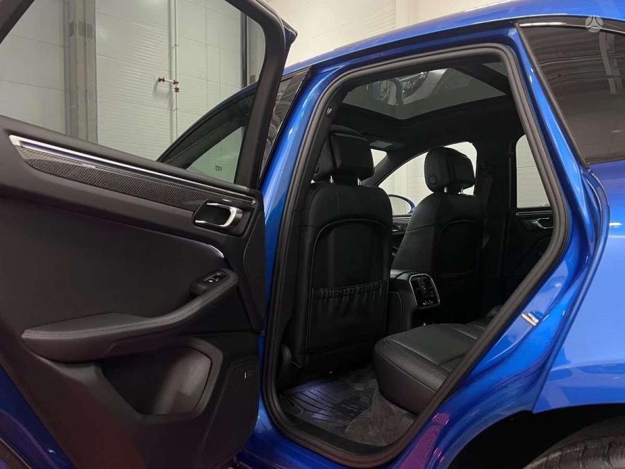 Blue Porsche Macan 2020 in Vilnius, with an engine capacity of 2.89 L and mileage of 81 thousand km for 40488 €, photo 33 on AUTOMOTO.COM.LV