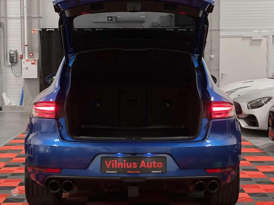 Blue Porsche Macan 2020 in Vilnius, with an engine capacity of 2.89 L and mileage of 81 thousand km for 40488 €, photo 36 on AUTOMOTO.COM.LV