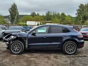 Blue Porsche Macan 2021 in Vilnius, with an engine capacity of 1.98 L and mileage of 74 thousand km for 17400 €, photo 2 on AUTOMOTO.COM.LV