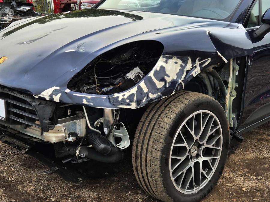 Blue Porsche Macan 2021 in Vilnius, with an engine capacity of 1.98 L and mileage of 74 thousand km for 17400 €, photo 11 on AUTOMOTO.COM.LV
